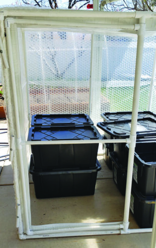 How to Build a PVC Greenhouse – Mother Earth News